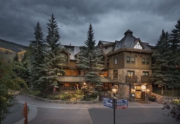 Spacious Family Suite With King Bed & Double Twin Bunks For Perfect Vail Stay - Vail, CO