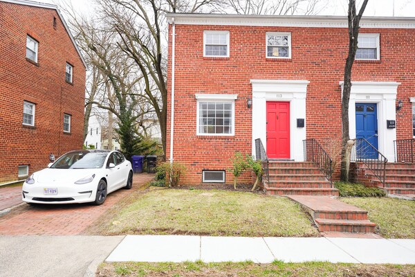 Chic House In The Heart Of Del Ray Alexandria - Alexandria, VA