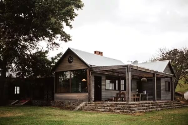 Blue Hills Luxury Farm Stay - South Coast