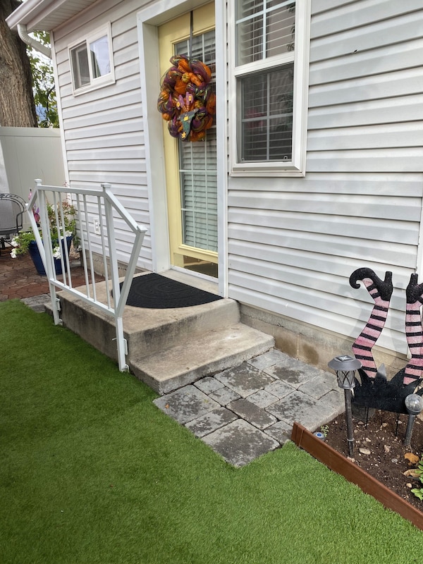 Darling Secluded 1 Bedroom 1 Bathroom W/ Hot Tub Apartment. - Orem, UT