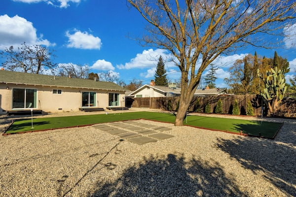 3-bedroom House In Peaceful Davis With Wifi, Ac. Enjoy Your Stay - Davis