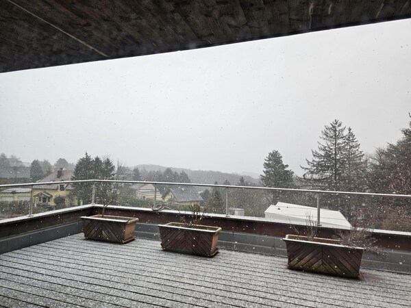 Comfortable Stay With A Terrace, Panoramic View - Stockerau