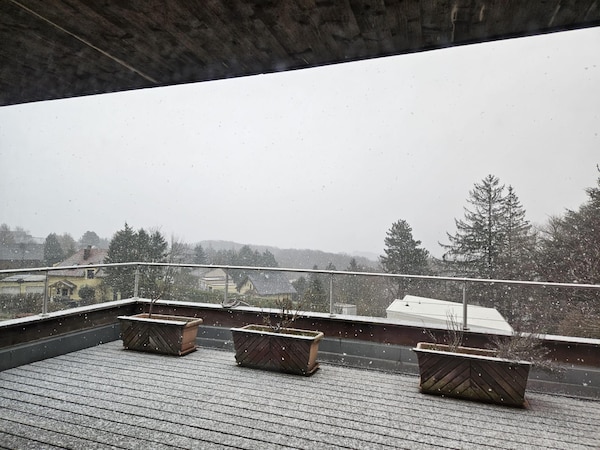 Comfortable Stay With A Terrace, Panoramic View - Stockerau