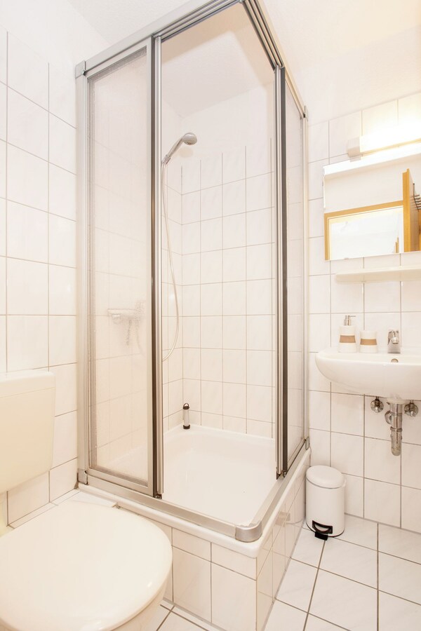 Gemütliche Obergeschoßwohnung Mit Blick Ins Grüne Im Idyllisch Gelegenen Wohngeb - Langeoog