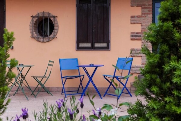 La Cantinella Country House La Morra: Apartment Wing Of The Farmhouse - Bra