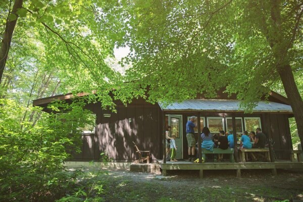 Cabin, 16 Bunks, Kitchen, Bathroom, Ada - New Jersey