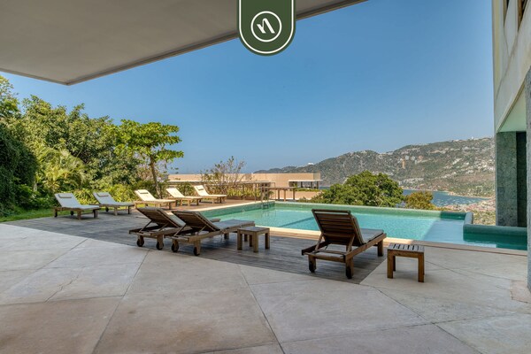 Luxury 4 Br Condo - Amazing Bay View - Pool - Acapulco