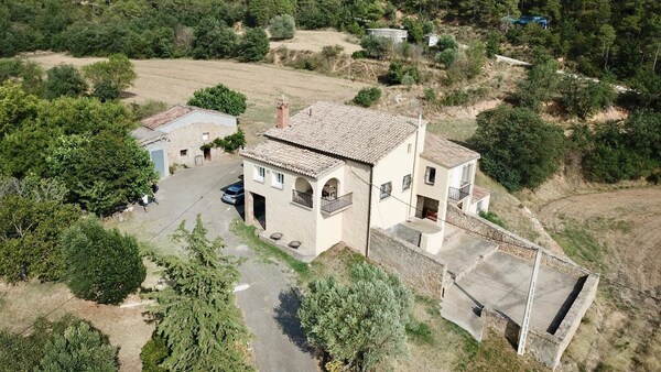 Rural House - Oliana