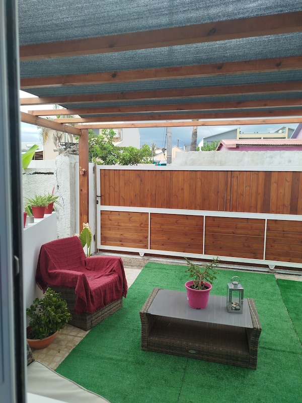 Le Lotus Rental In Terre Sainte, 2 Minutes From The Beach - Saint-Pierre