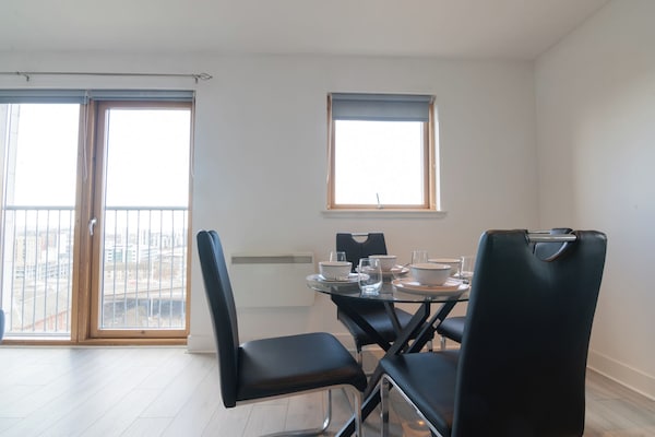 Refreshing Modern Apartment In Glasgow - Glasgow Central Station
