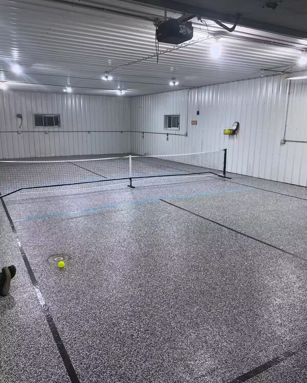Luxury Countryside Home! Sleeps 22+/pickleball - Duck Lake, Madison Lake