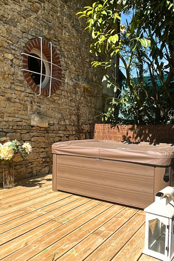 Les Gîtes De Pronleroy : Grange De Charme Et Spa Privatif - Oise