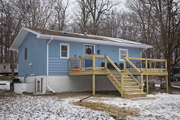 Classic Cottage Meets Modern Style. - State of New York