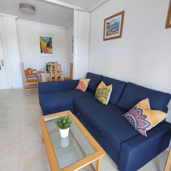 Vacation Resort By The Sea Offers Unforgettable Vacations With An Extra-large Pool - Costa Blanca
