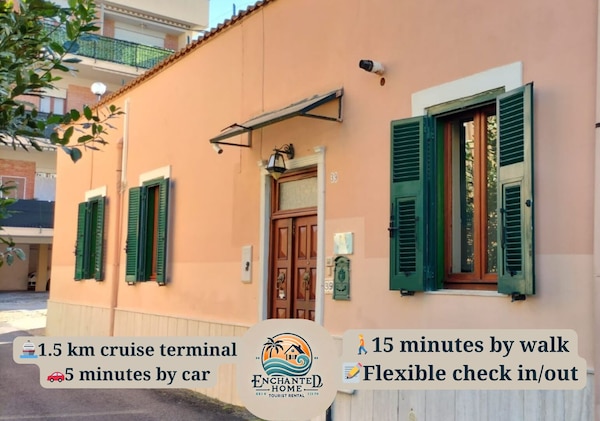 Enchanted Home Residenza Indipendente Con Solarium A 5 Minuti Dal Porto - Santa Marinella