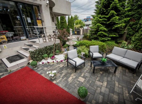 Hotel Jolie Apartments - Large Studio - Galați
