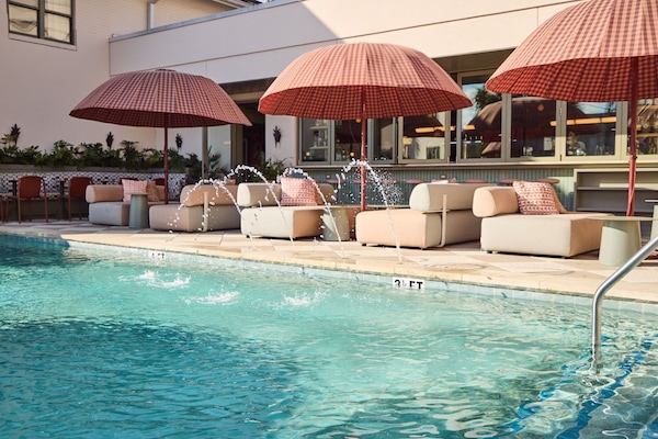 Cozy Charleston Retreat | King Bed + Luxe Touches - 찰스턴