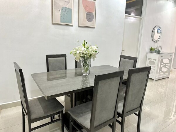 Safe & Stylish Family Apartment W/ Wi-fi - Near Beach, Airport & Restaurants - Zanzibar