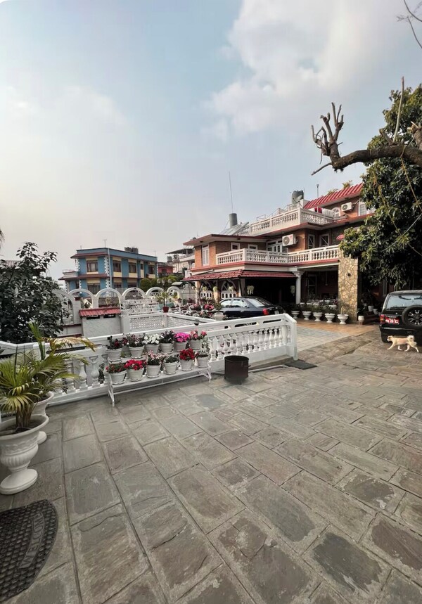 Peaceful Villa In The Heart Of Kathmandu - Kathmandu