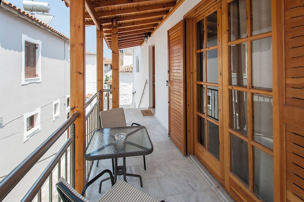 Penelope Downtown Cozy Stay In The Heart Of Skiathos - スキアトス島