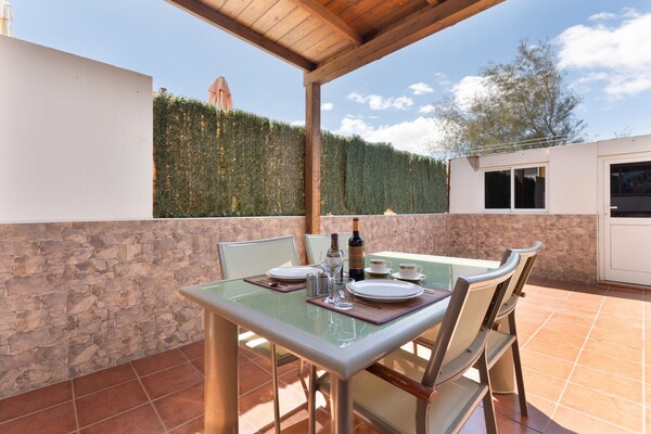 Vacation Home 'Lusia' With Mountain View, Private Terrace And Wi-fi - Antigua