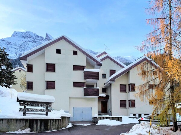 Bellissimo Appartamento Per 5 Ospiti Con Wifi, Tv, Balcone E Parcheggio - Campitello di Fassa