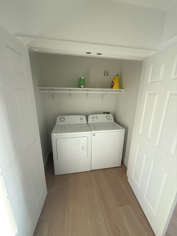 Clean New 2 Bedroom, 2-bath Detached Apartment - Great Salt Lake State Park, Magna