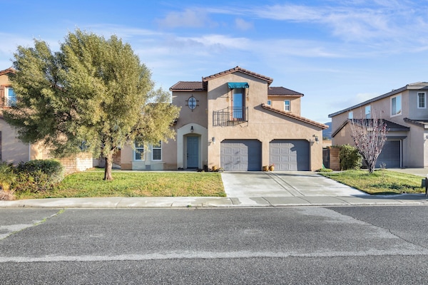 Spacious 5-bedroom House In Welcoming Wildomar - Canyon Lake, CA