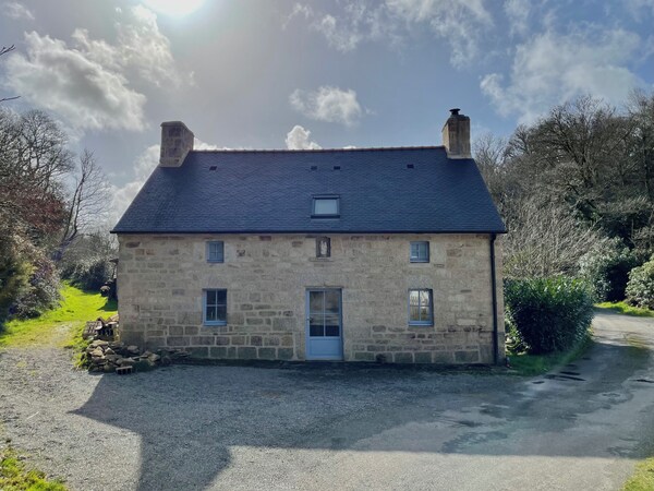 Holiday Cottage With Swimming Pool - Sleeps - Bretagne Finistère Sud - Quimperlé
