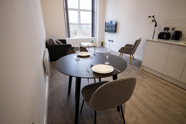Lovely 1 Bed Manchester Apartment Close To Etihad - Piccadilly Station - Manchester