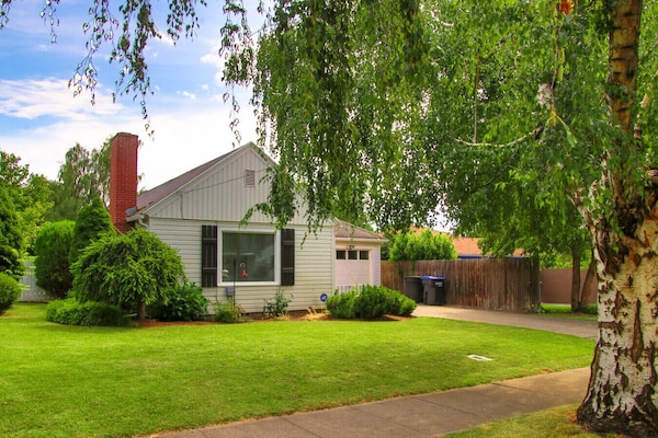 Maple Place Is Back! - Walla Walla, WA