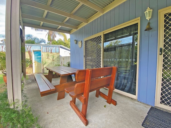 Neat House Close To 4wd Beach Access - North Stradbroke Island