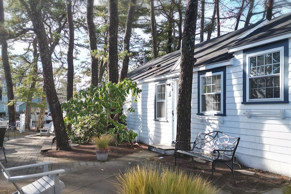 Cozy One Bedroom Cottage,  50 Feet From The Beach In Oob. - Orient Express, Old Orchard Beach