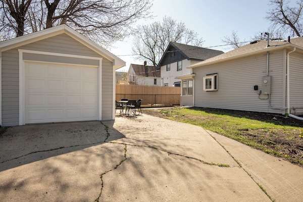 Two Bedroom Home Close To Downtown And Hospitals - Sioux Falls, SD