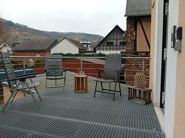 Holiday Apartment "Villa Eisfeld Ii" - Cochem
