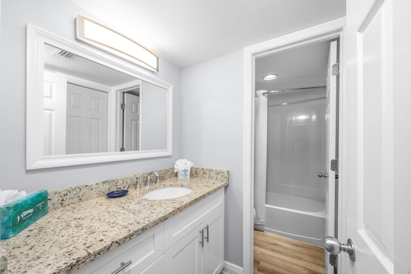 **Tropical Tranquility Awaits A Stunning One-bedroom, One-bathroom - Captiva, FL
