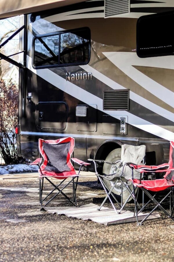 Navi- Huge Yard- Mega Playset- Cute Rv - Minnesota