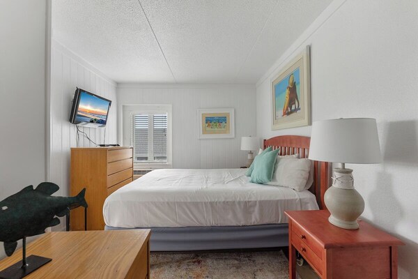Beachcomber Resort 1bedroom Queen Suite - Stone Harbor, NJ