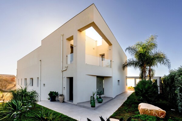 Apartment In Villa With Pool, Garden And Outdoor Kitchen For Exclusive Use - Marina di Ragusa