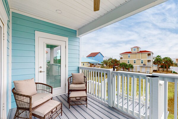 Gorgeous Dog-friendly Home With Private W/d And Close To The Beach - Navarre Beach, FL