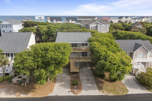 Coastal Dog-friendly Home With Hot Tub - Surf City, NC