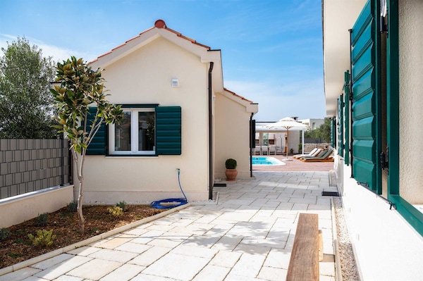 Hidden Gem Villa By Aneo Travel - Trogir