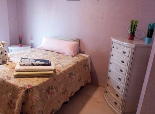 Room In The Center Of Alicante Near The Beach. - Alicante