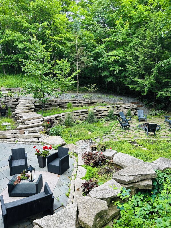 We're New! Enjoy Our Serene Blue Tree House Retreat - Trails, Lake & Cozy Vibes - Hubertus, WI