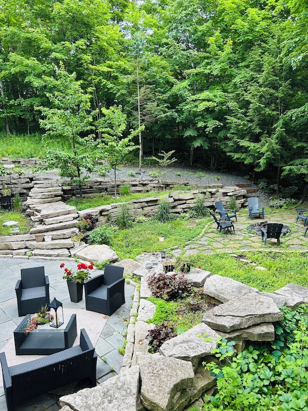 We're New! Enjoy Our Serene Blue Tree House Retreat - Trails, Lake & Cozy Vibes - Hubertus, WI