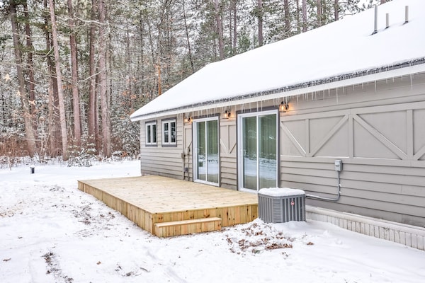 Nature Retreat & Cabin On Snowmobile Trails With Firepit - Dogs Ok - Manitowish Waters