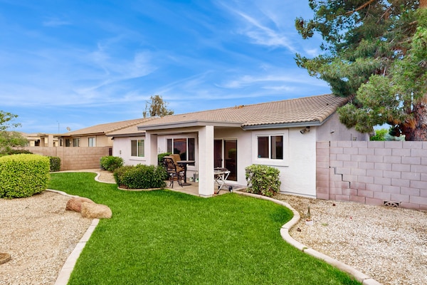 Inviting Home With Patio, Enclosed Yard, Fireplace, Office, Streaming, W/d, Ac - Estrella Mountain Regional Park, Goodyear