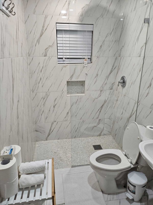 Charming 1-bedroom Apartment With Ac, Wifi In Gorgeous Nassau - Nassau