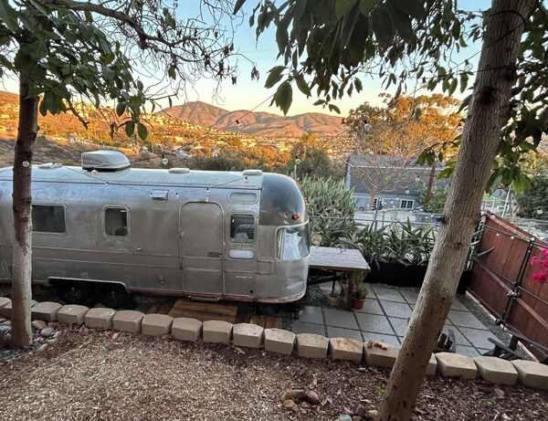 Charming Glamping - Stay In Style: Airstream + Views In Spring Valley - San Diego, CA