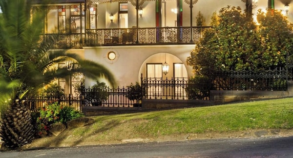 The Suites, Villa Belgravia - Suite 1 - Luxury Self-contained In Central Bendigo - Bendigo